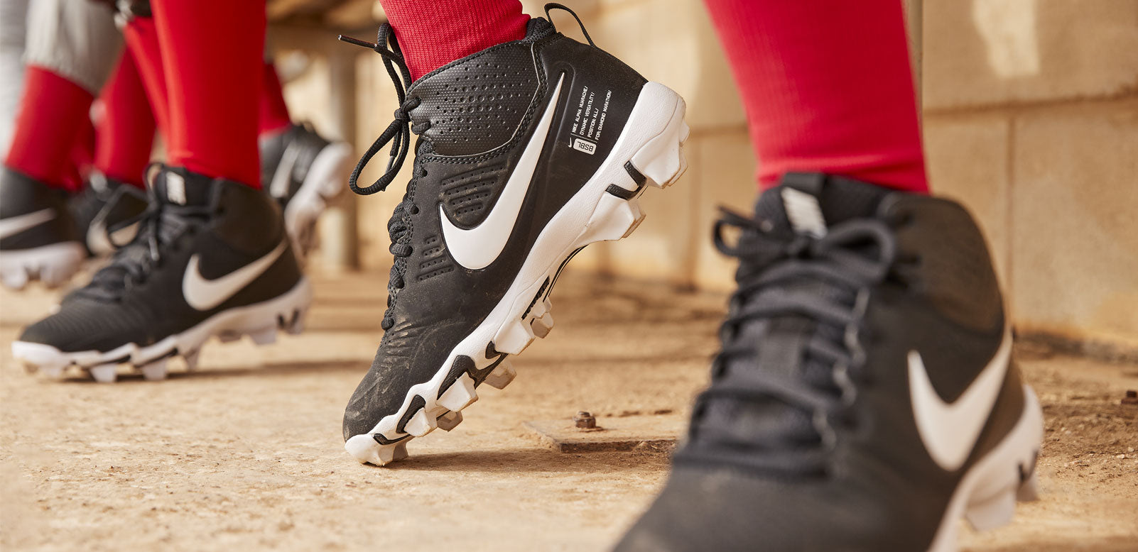 Youth Baseball Sport – Gridiron Cleats